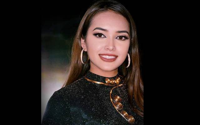 Desaparece Emily Castillo luego de quedarse sola en el auto de sus ...