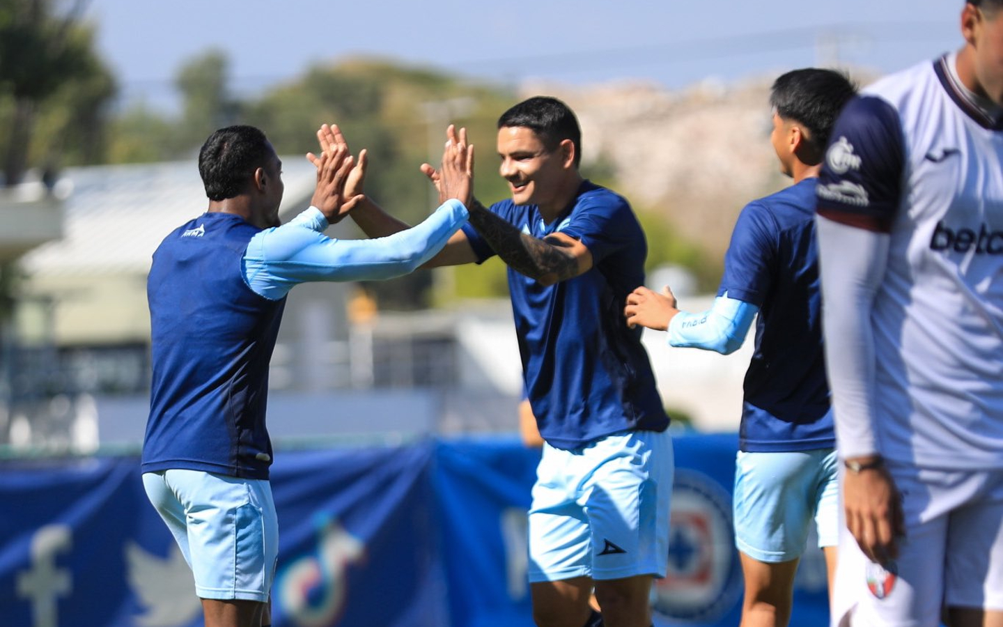 Cruz Azul anuncia a Kevin Mier como refuerzo para el Clausura 2024