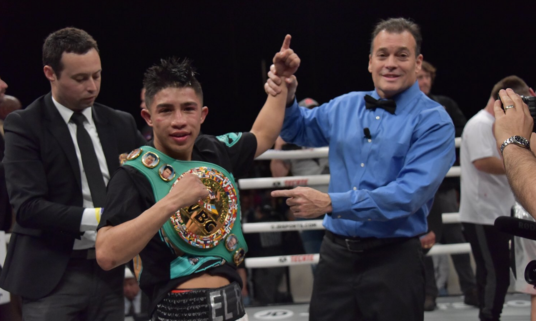 'Rey' Martínez tiene en la mira a 'Gallo' Estrada y Jesse Rodríguez en ...