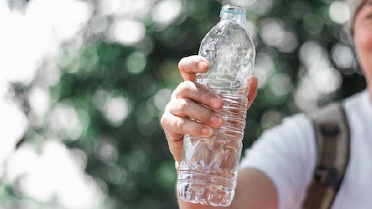 Venden "aire puro" embotellado