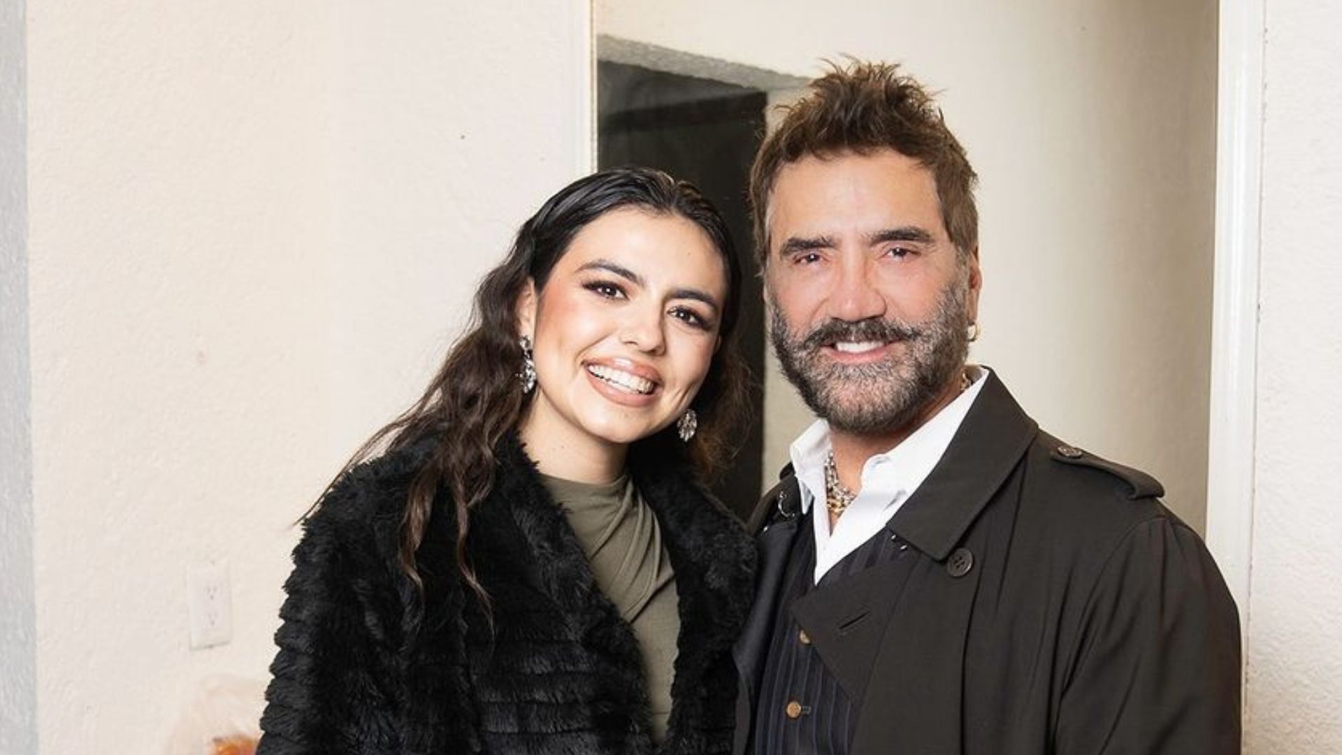 Yesi González hizo dueto con Alejandro Fernández en Pachuca