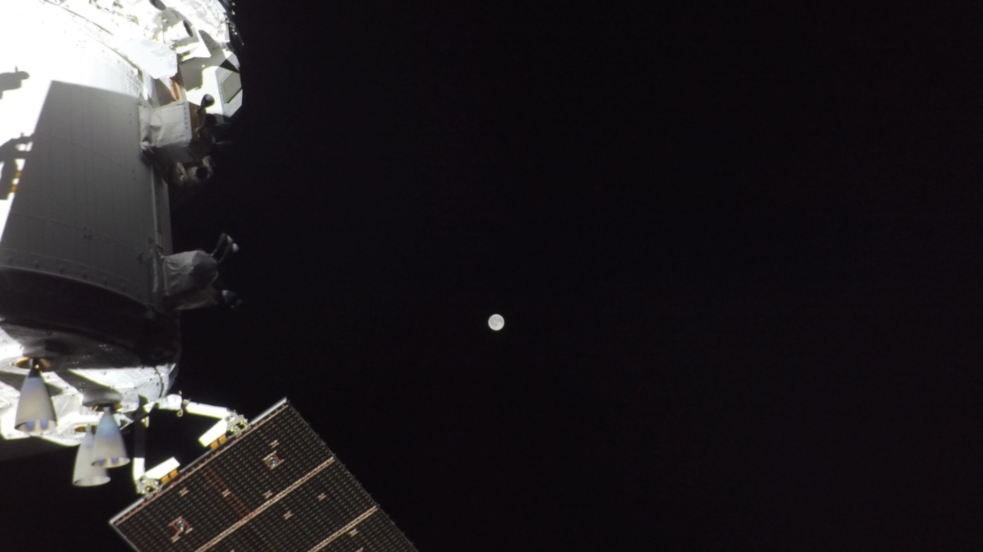 NASA muestra cómo se ve la Luna desde Artemis II a mitad del viaje