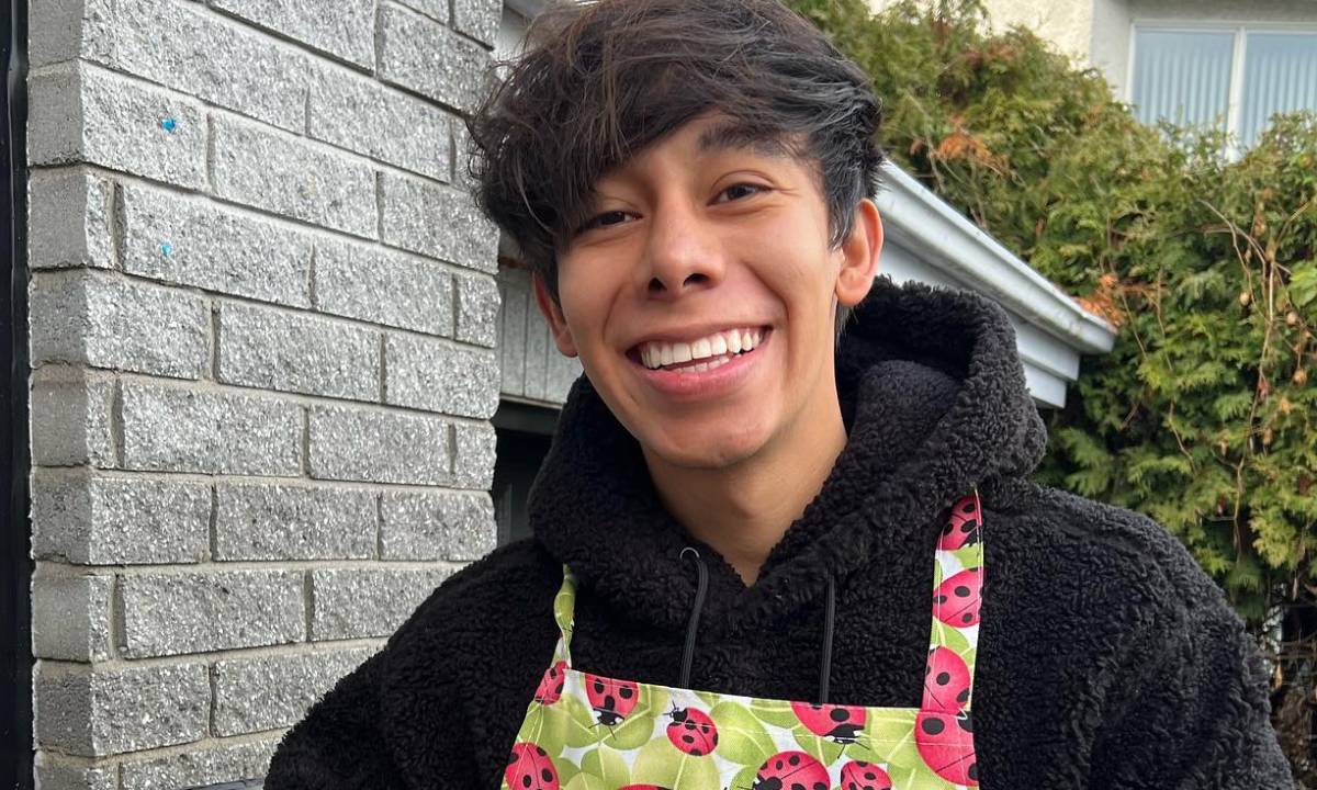 Influencer Sonrixs será operado de emergencia; ¿qué le pasó?