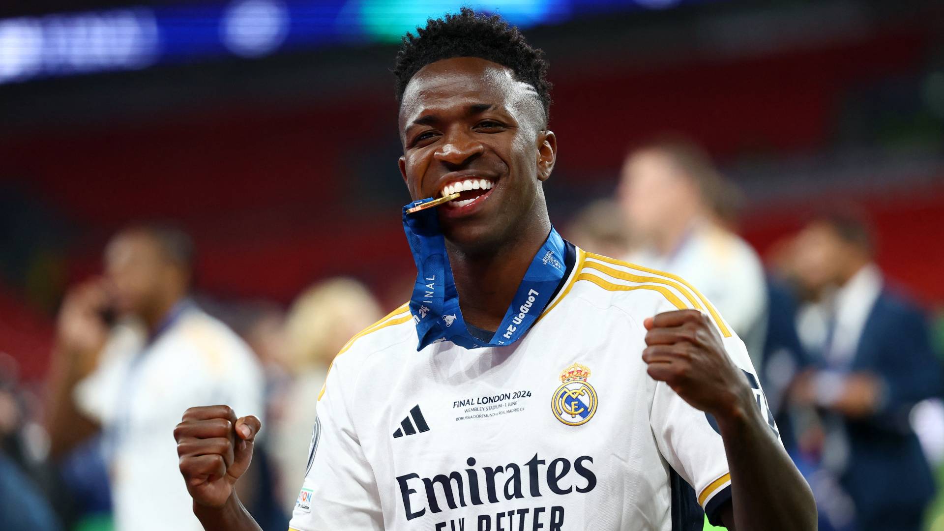 ¿Se va del Real Madrid? PSG está interesado en Vinícius