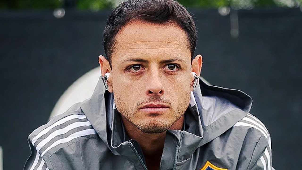 Chicharito jugaría para el América; en entrevista con El Escorpión ...