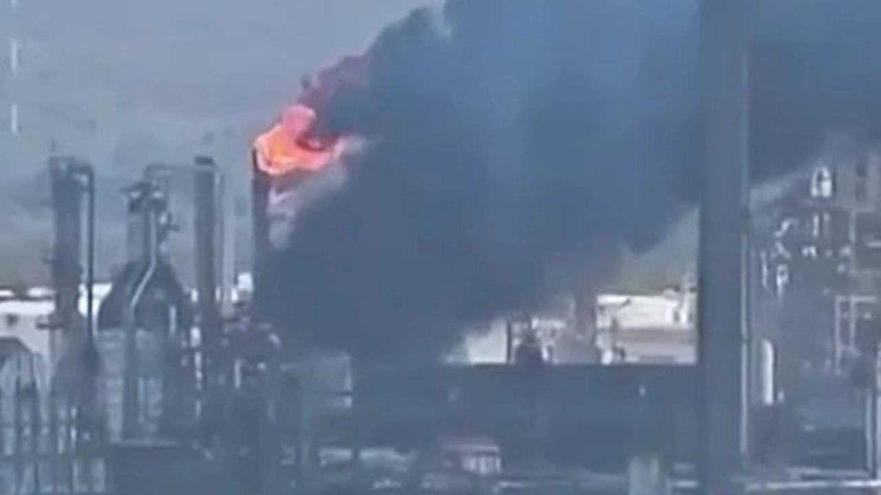 Incendio en refinería de Salina Cruz, Oaxaca HOY: qué pasó y qué se ...