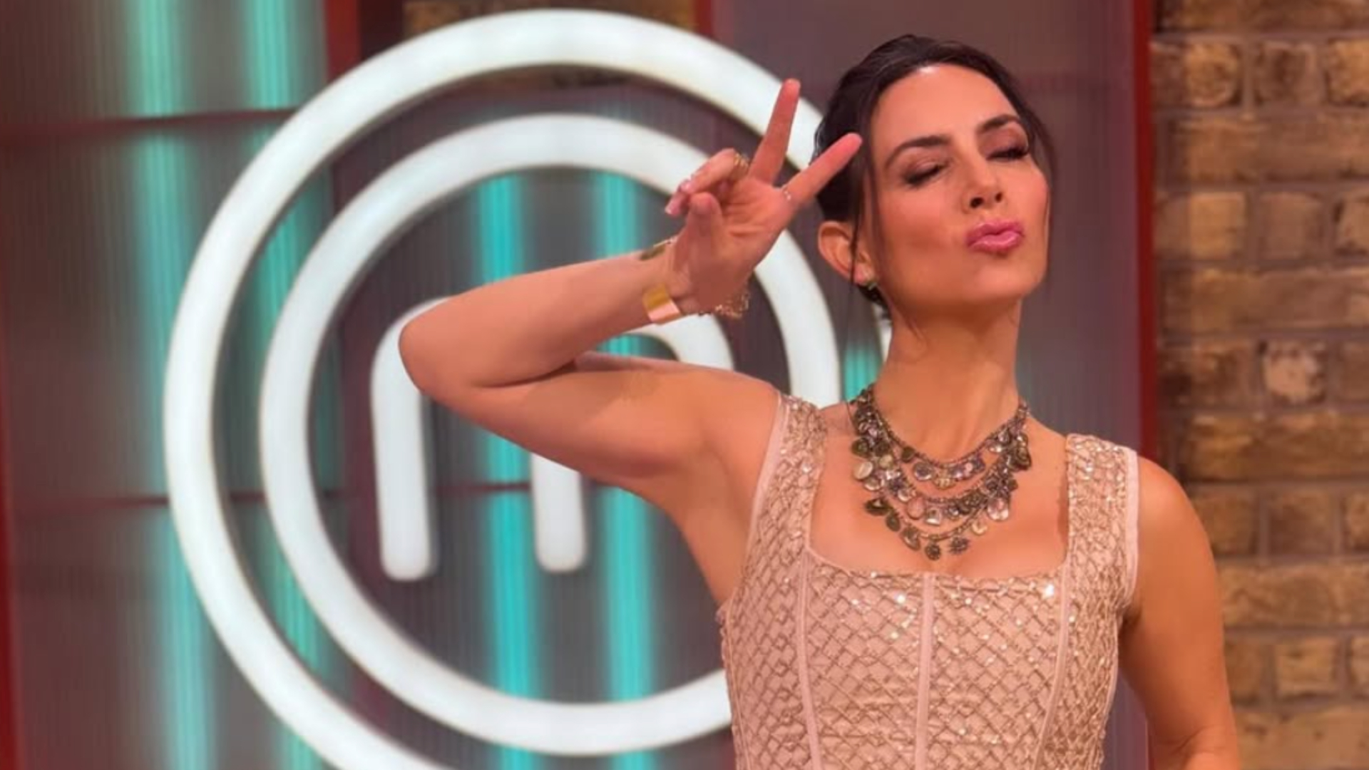 Claudia Lizaldi: este es el nivel de estudios de la conductora de ...