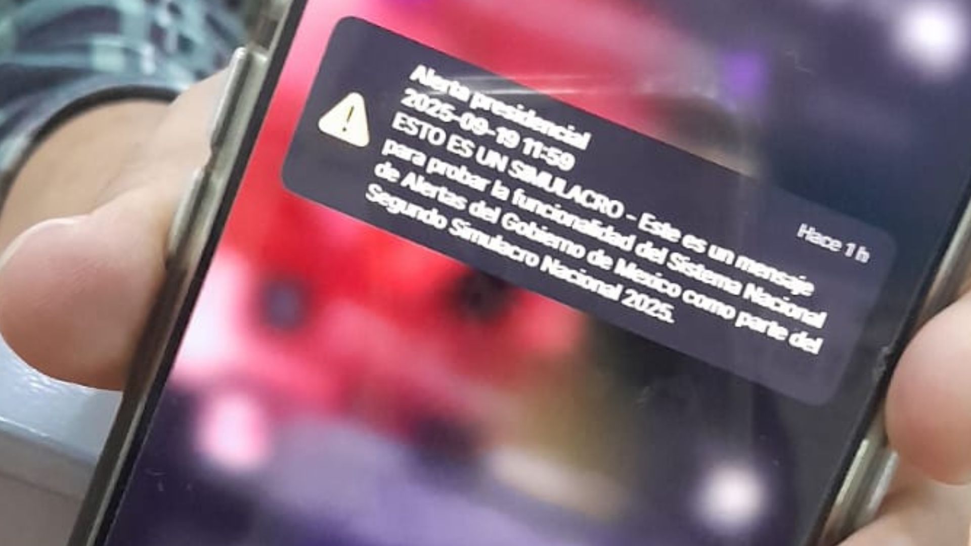 Alerta sísmica espanta a mexicanos: Mejores memes del Simulacro Nacional 2025