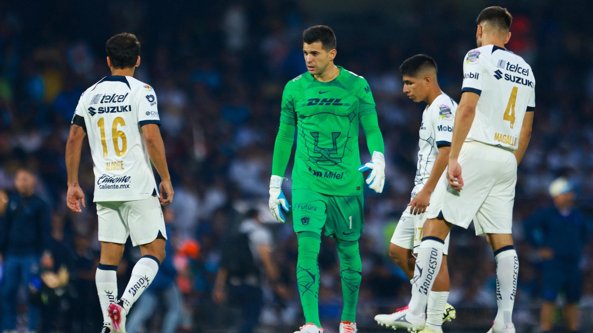 Memes del error de Julio González en el Pumas vs Cruz Azul