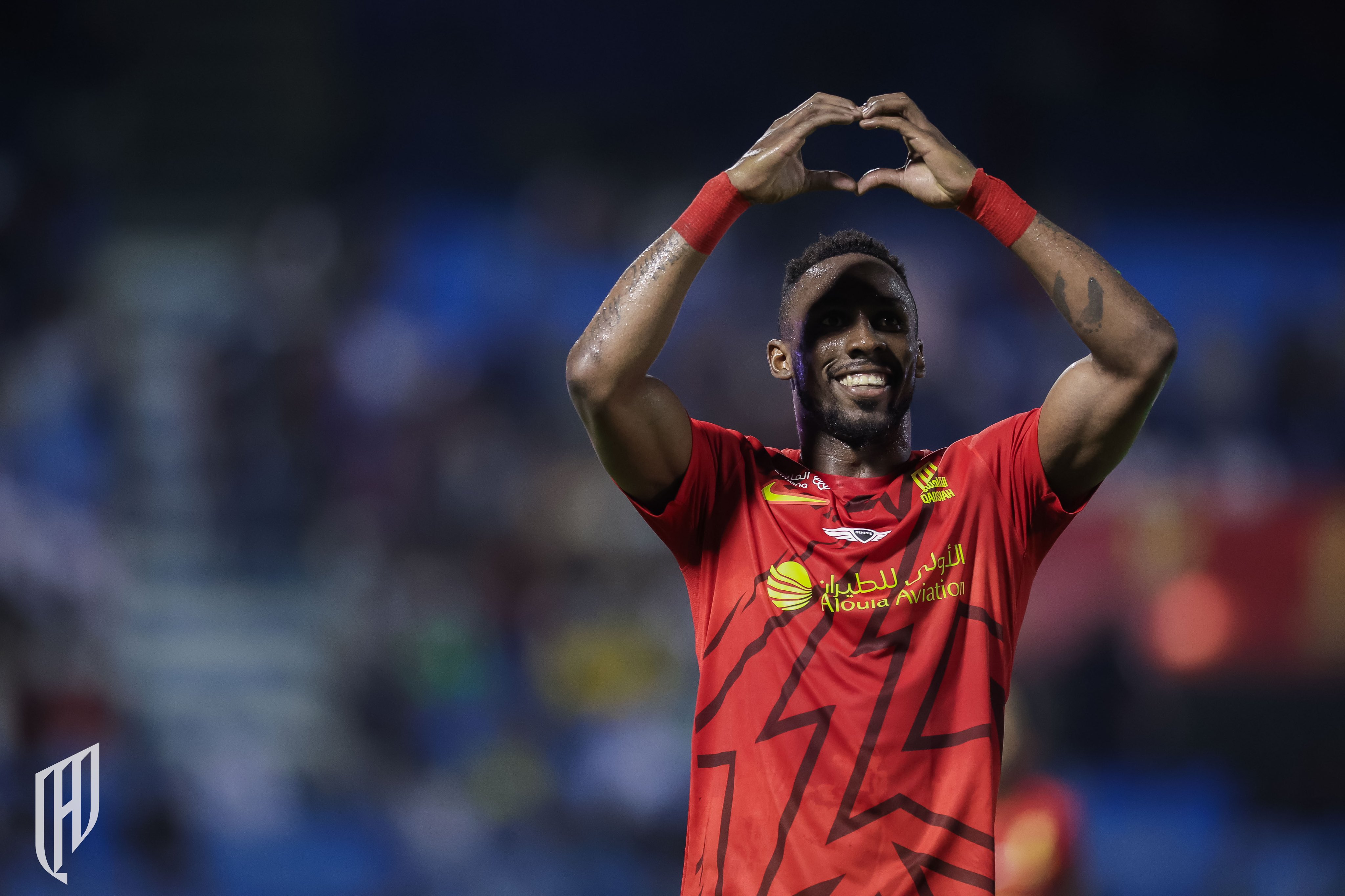 Revive el GOLAZO de Julián Quiñones en Arabia Saudita