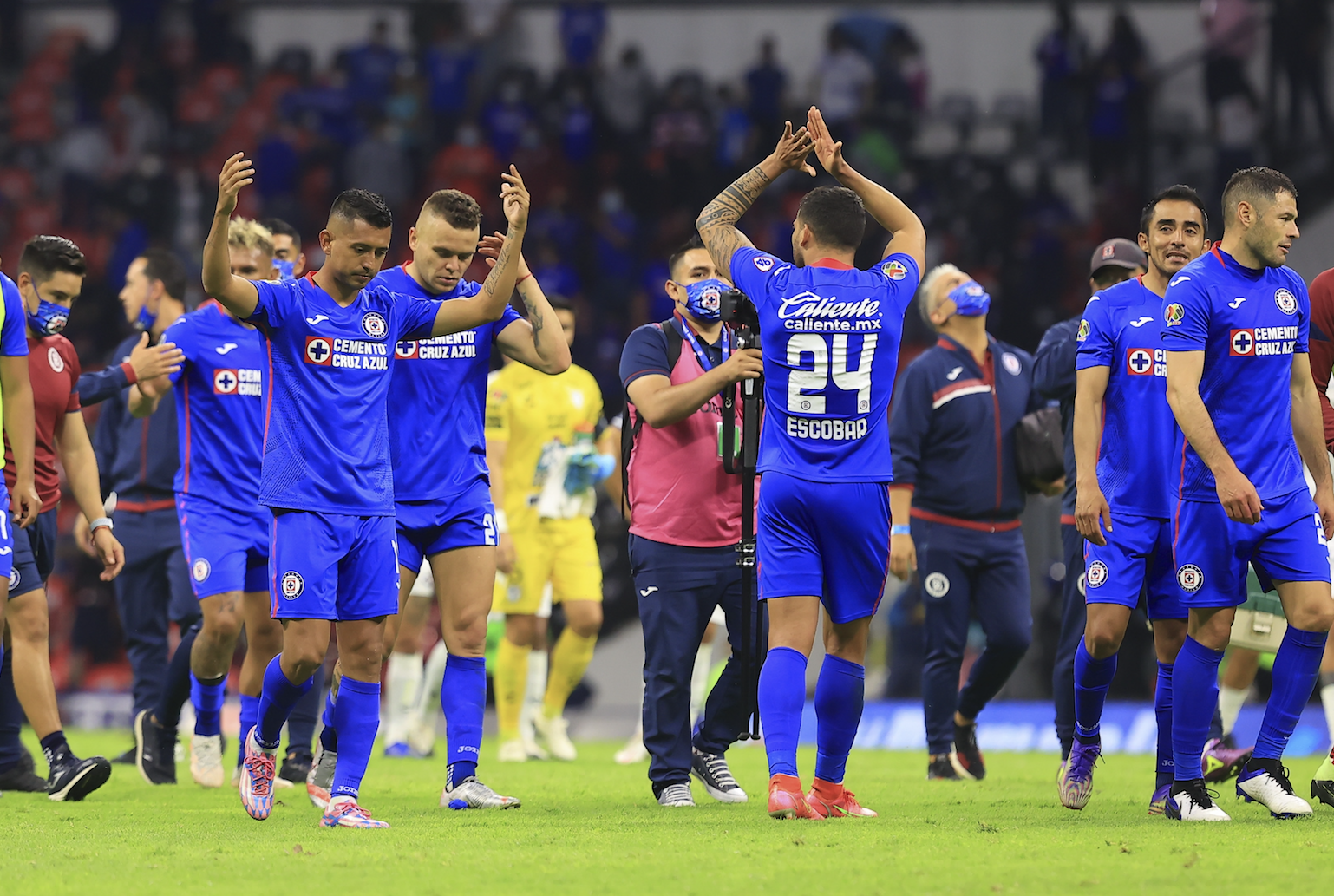 Elías Hernández sale de Cruz Azul; es nuevo jugador del León