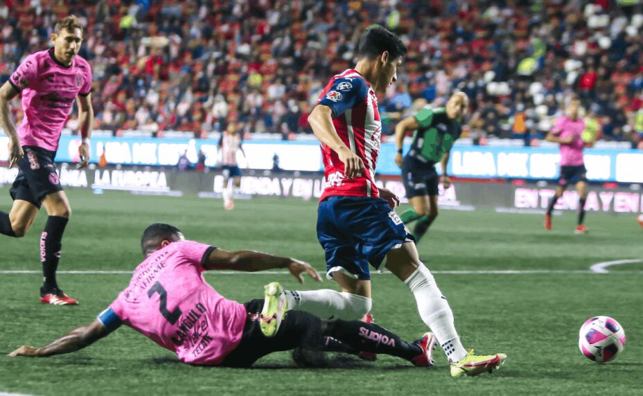 ¿dónde Cuándo Y Cómo Ver En Vivo Puebla Vs Chivas