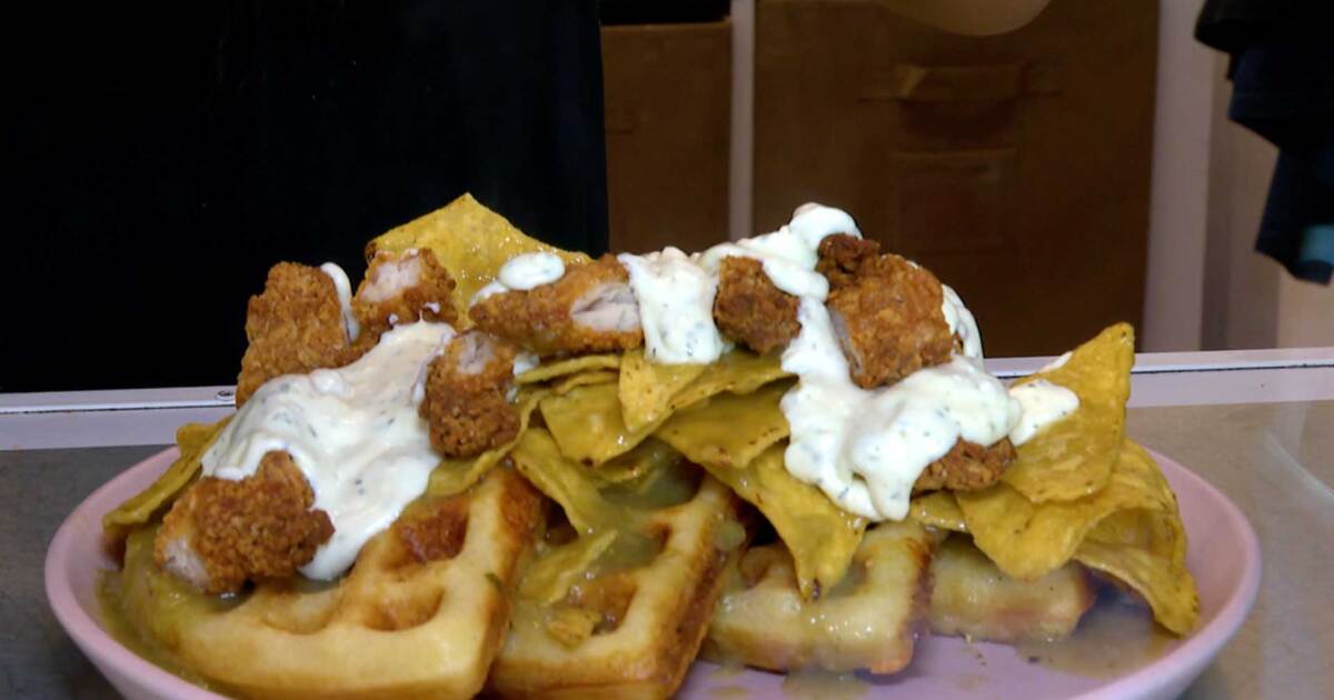 ¿Guafles con chilaquilies?