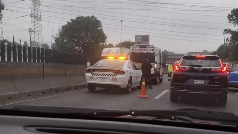 Aparece Un Hombre Sin Vida Sobre La Autopista México Querétaro En