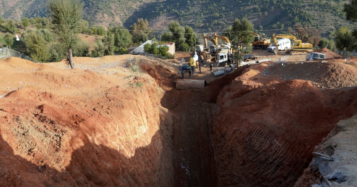 VIDEO: Dan último adiós a Rayan, el niño que murió en un pozo
