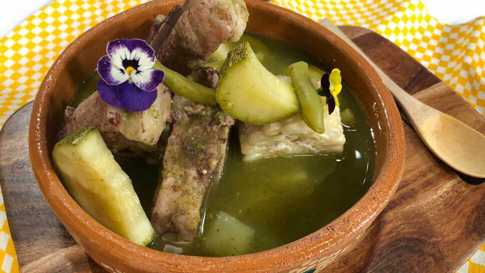RECETA: ¡Prepara un delicioso Espinazo en mole verde oaxaqueño! ¡El ...