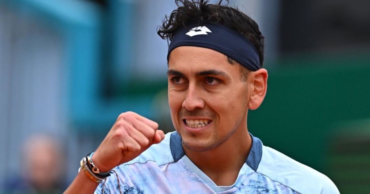 Alejandro Tabilo vence a Novak Djokovic por segunda vez en su carrera