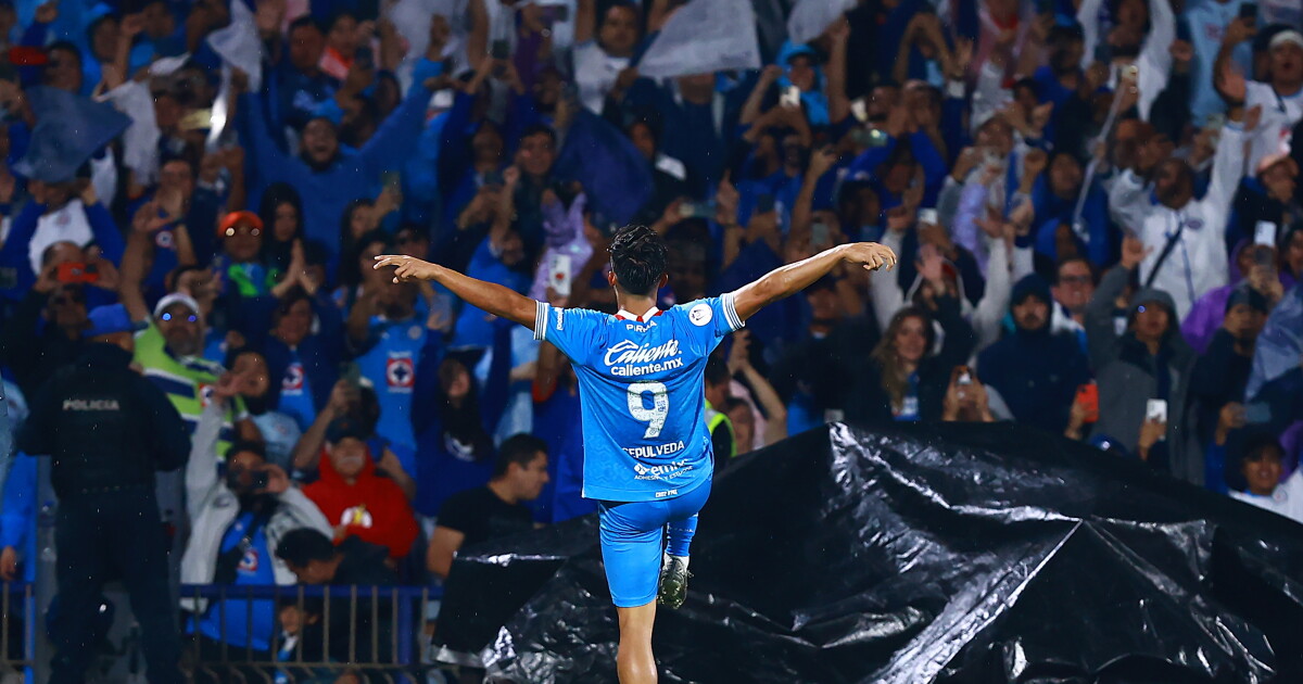Cruz Azul alcanza récord de las Águilas en Concacaf