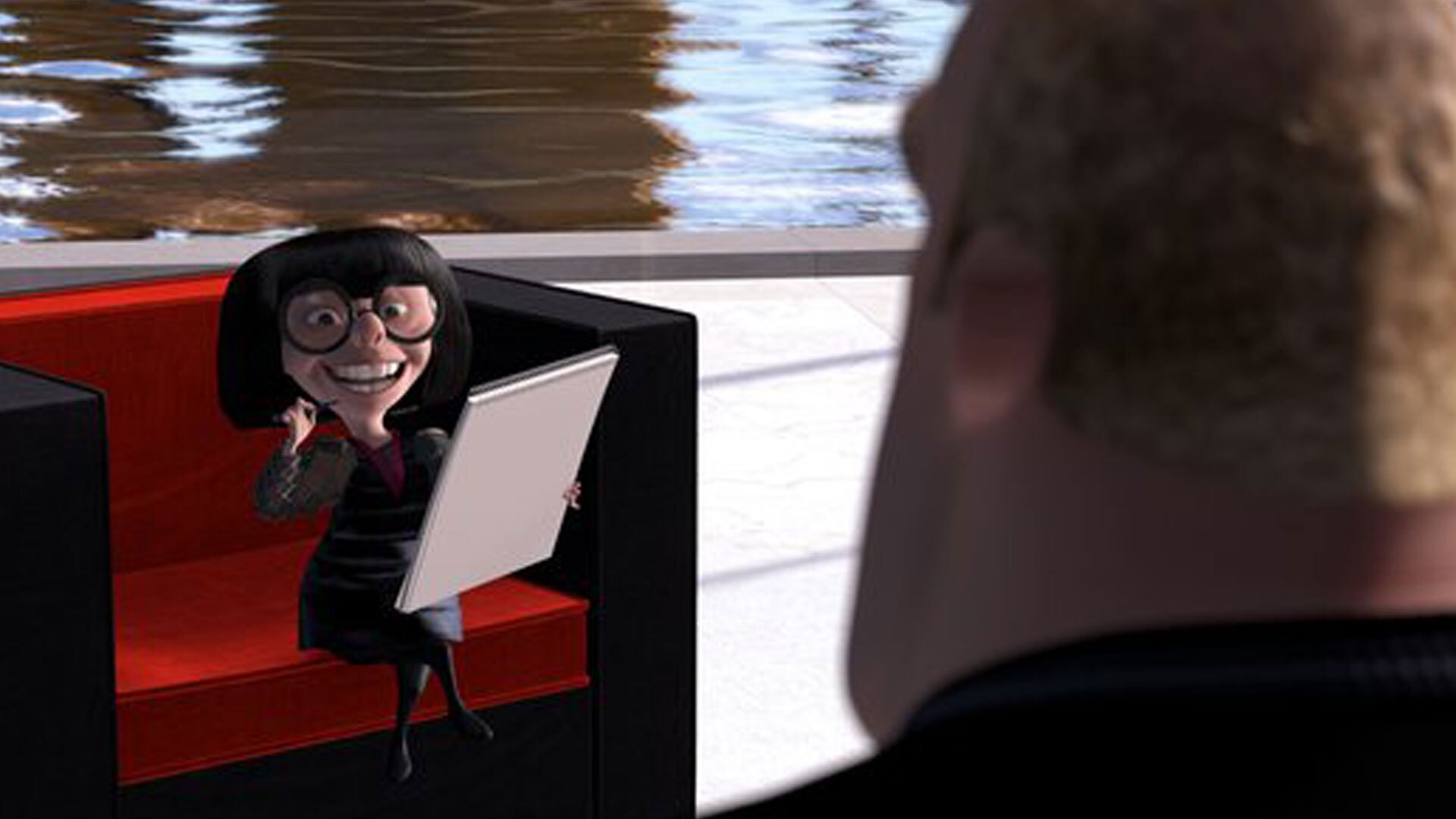 Razones por las Qué todos quieren a 'Edna Moda' como amiga