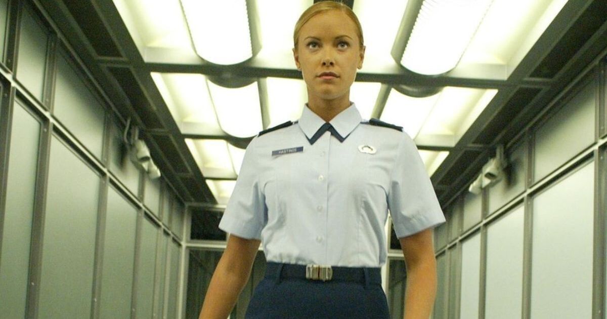 Mira cómo luce hoy la actriz que interpretó a ‘Terminatrix’ en ‘Terminator’