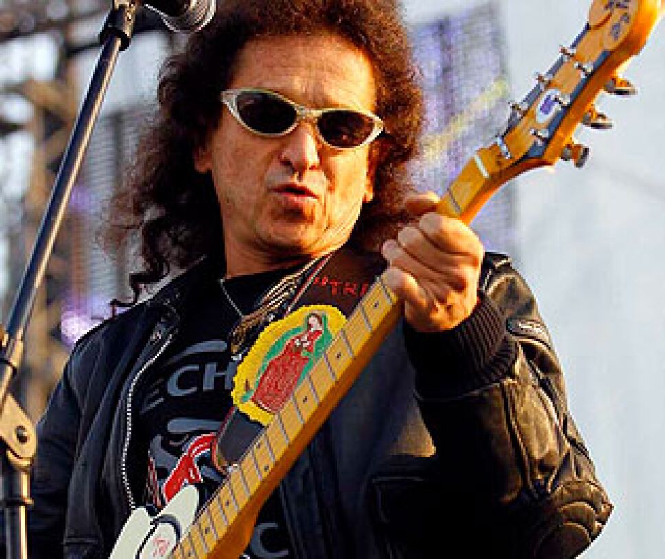 Dará concierto gratuito Alex Lora en la Glorieta de los Insurgentes