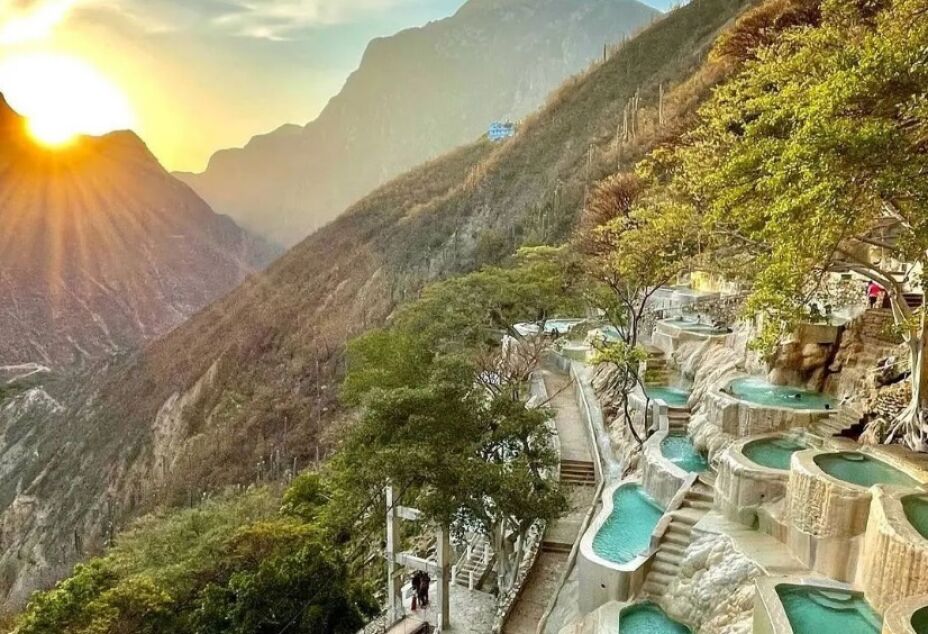 Mujer va de vacaciones y desaparece en las Grutas de Tolantongo