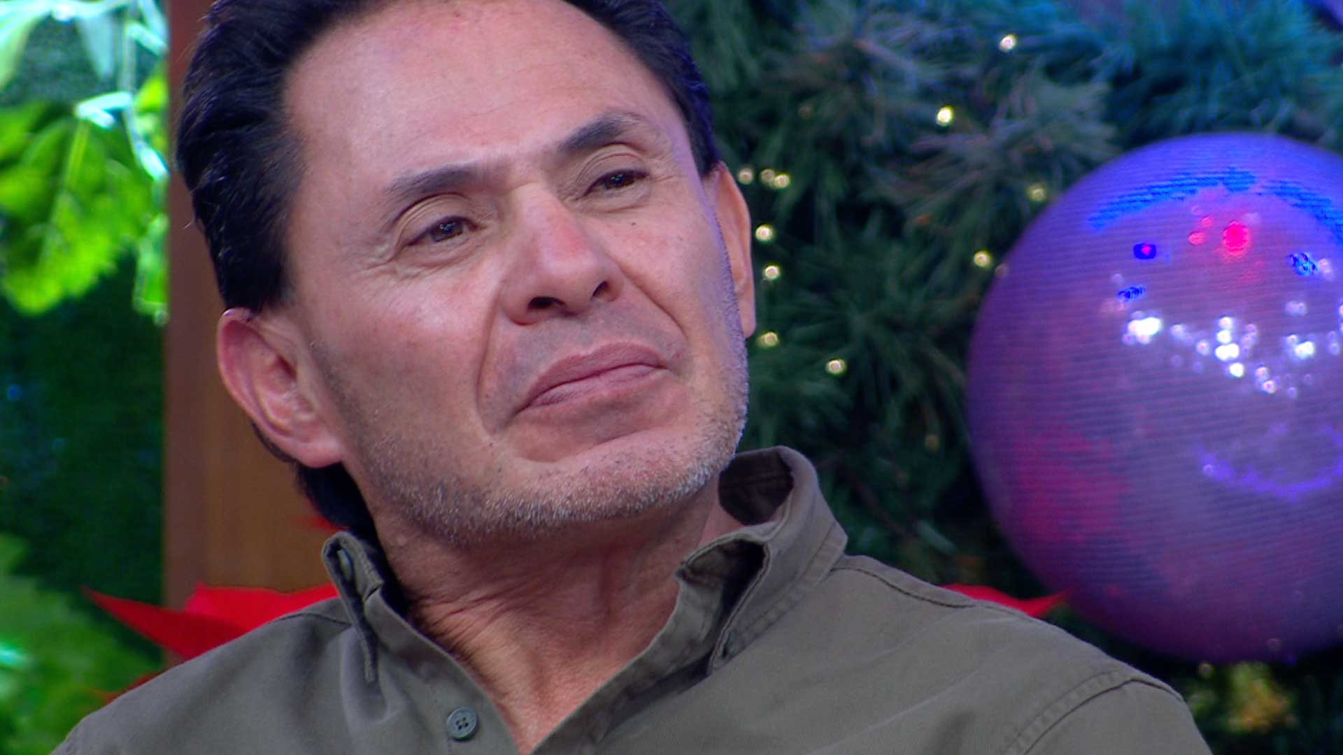 Roberto está en contra de las tradiciones familiares | Acércate a Rocío ...