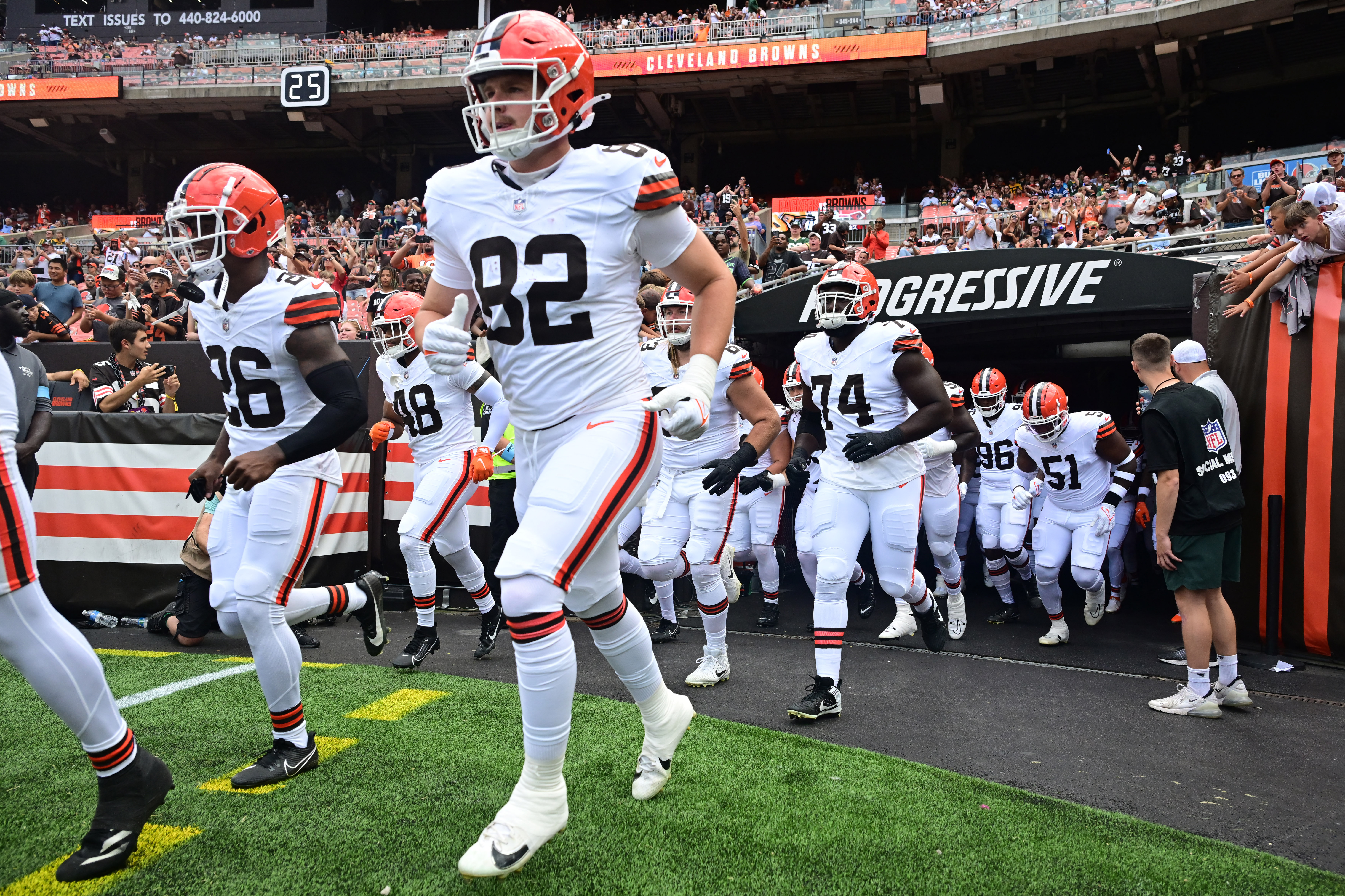 Michael Hall Jr, defensivo de los Cleveland Browns, es arrestado