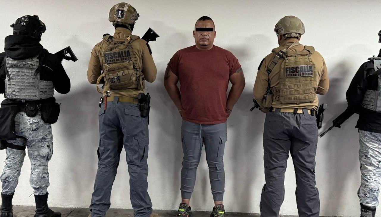 Miembros de "Los 300" marchan para pedir liberación de su líder, quien ...