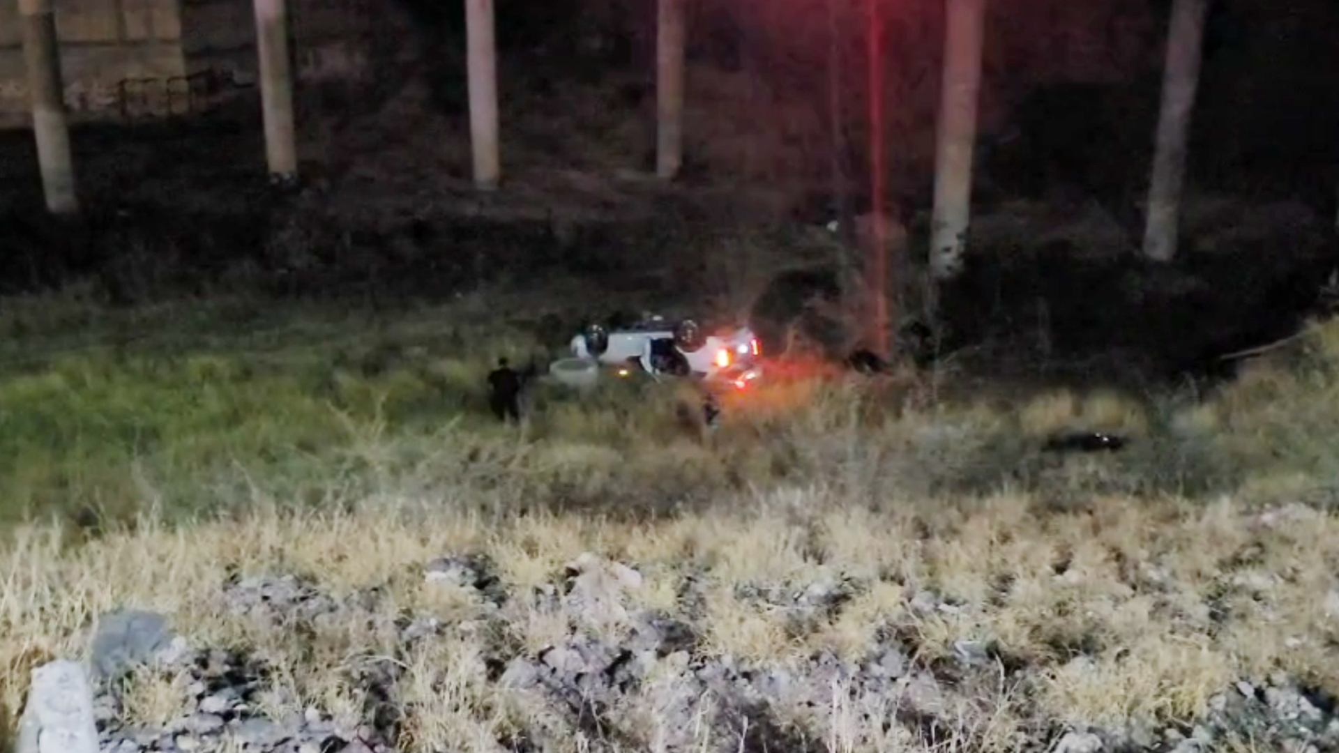 Muere mujer tras caer con su vehículo al Canal en la zona del Reliz (VIDEO)