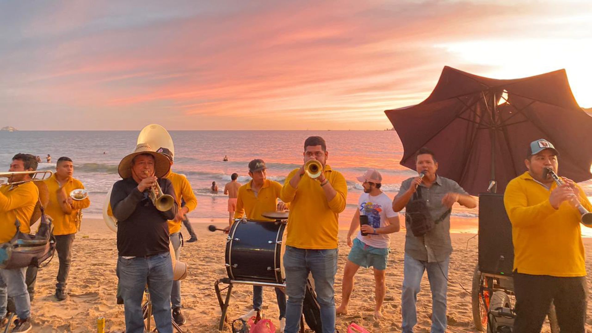 Banda Sinaloense: cuál es su origen, historia y por qué la quieren ...