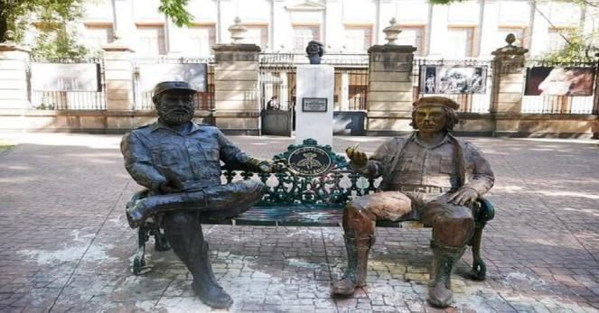 Remoción del monumento de Che y Fidel fuera de la ley: GCDMX