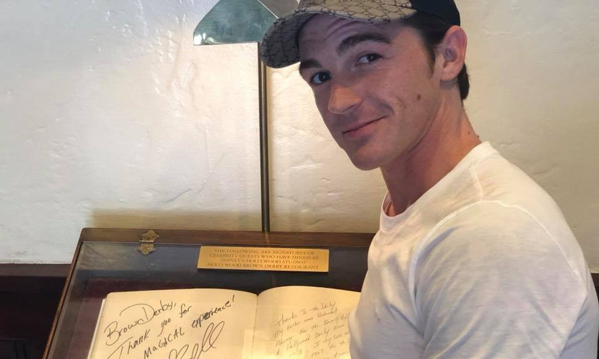 Drake Bell invita a fans mexicanos a video musical