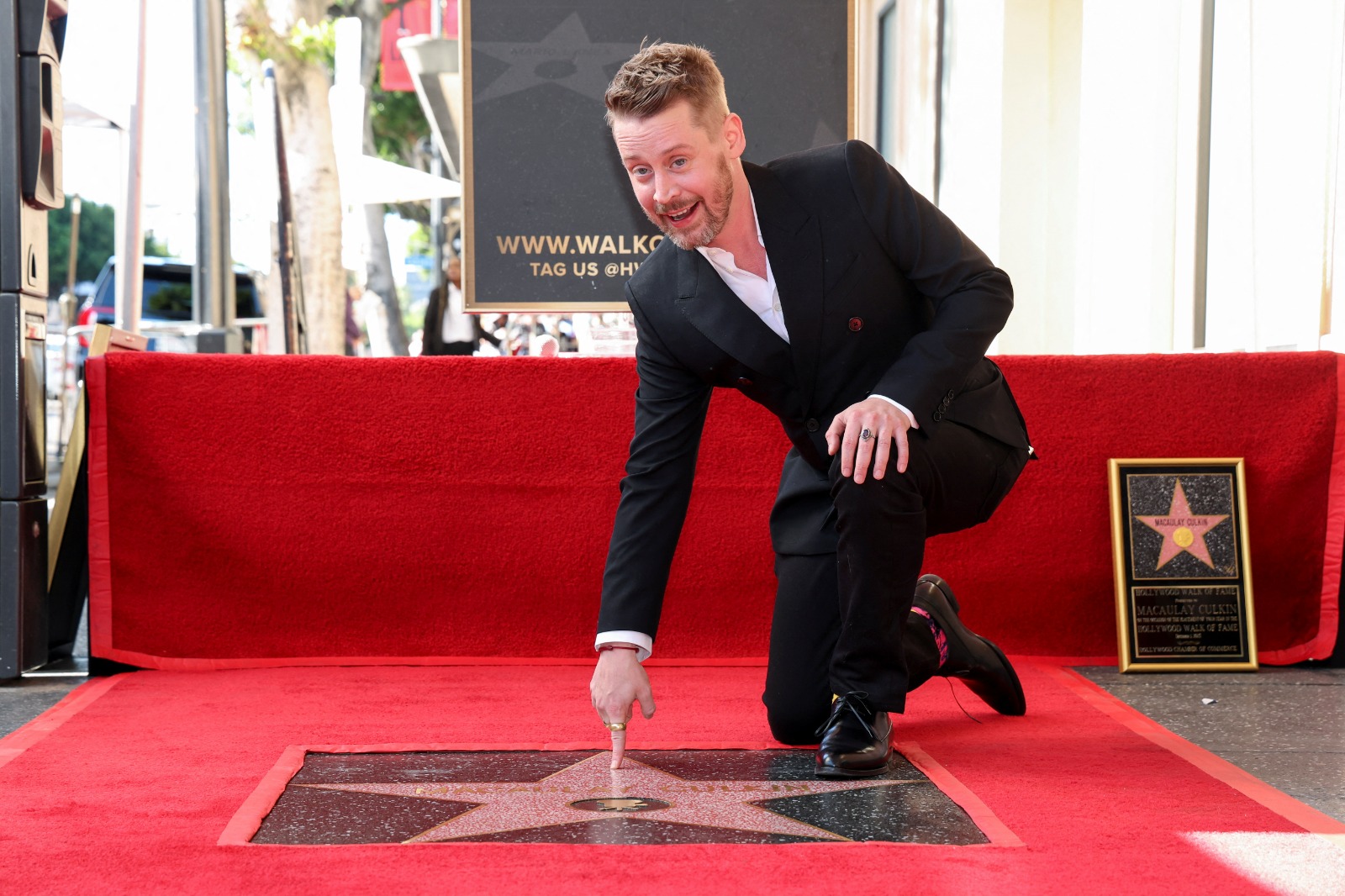 Macaulay Culkin recibe su estrella en el Paseo de la Fama de Hollywood