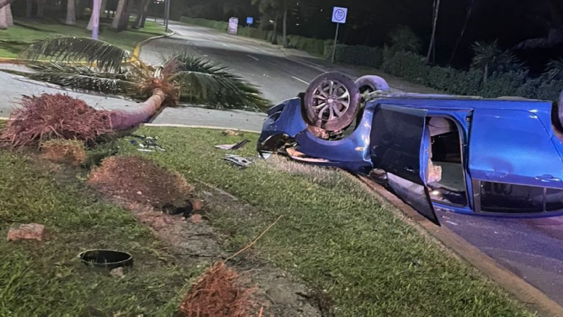 Fuerte volcadura en Boulevard Kukulkán deja un herido hoy 19 de diciembre