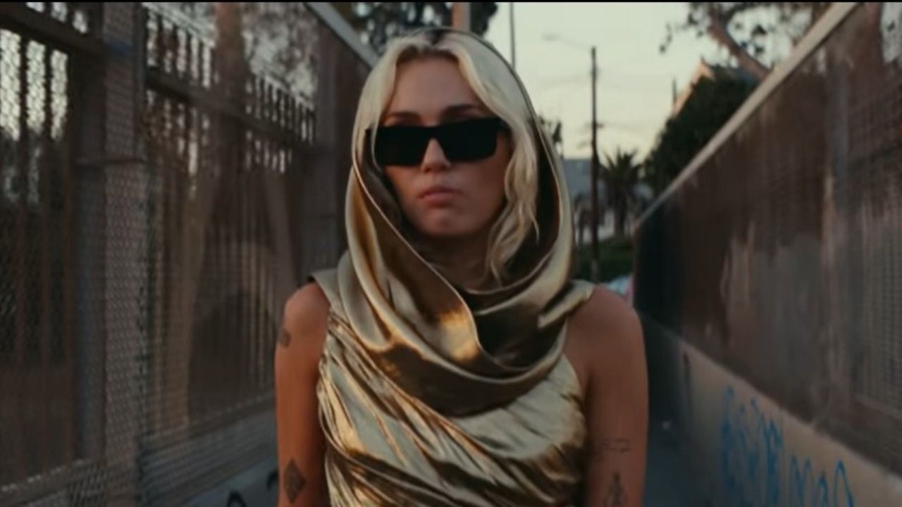 Estas son las curiosidades detrás de Flowers de Miley Cyrus