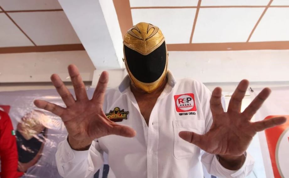 Luchador Tinieblas se quitará la máscara si gana en Venustiano Carranza