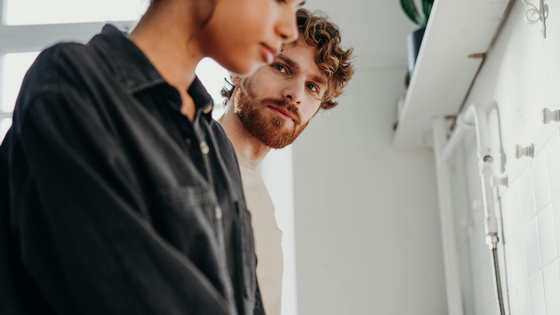 ¿Cómo saber si pareja es posesiva? Estas son las señales