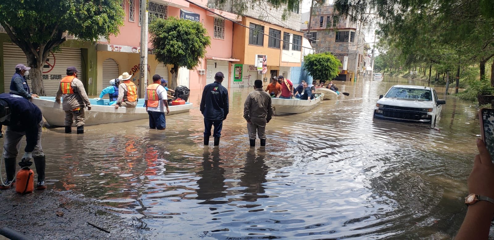 Ordenan evacuar cerca del río Tula por riesgo de inundación