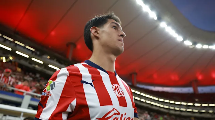 OFICIAL | José Castillo se incorpora a la pretemporada de Chivas de ...