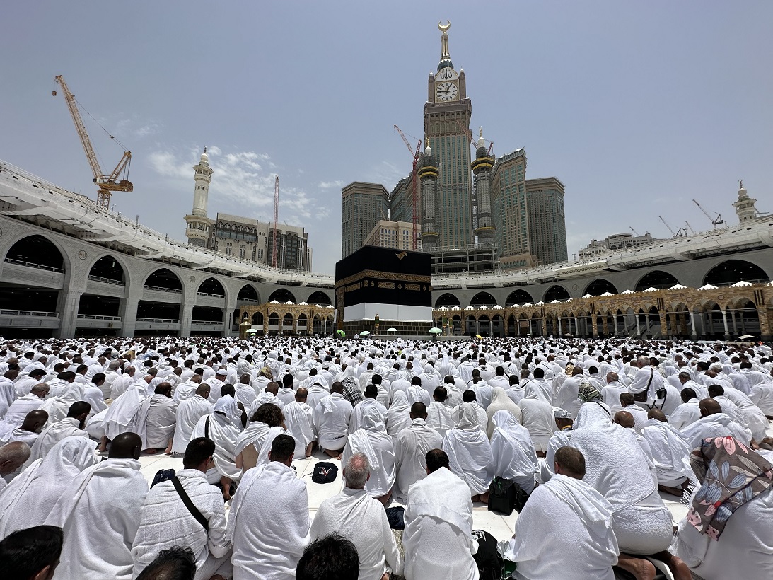 La Meca recibe millones de peregrinos en el Hajj