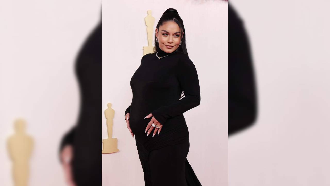 Vanessa Hudgens presume embarazo en la alfombra de los Premios Oscar 2024