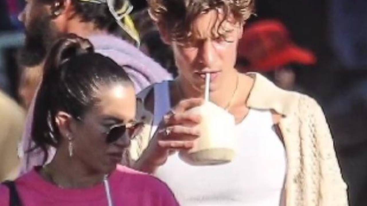 Shawn Mendes estaría saliendo con su doctora de 50 años