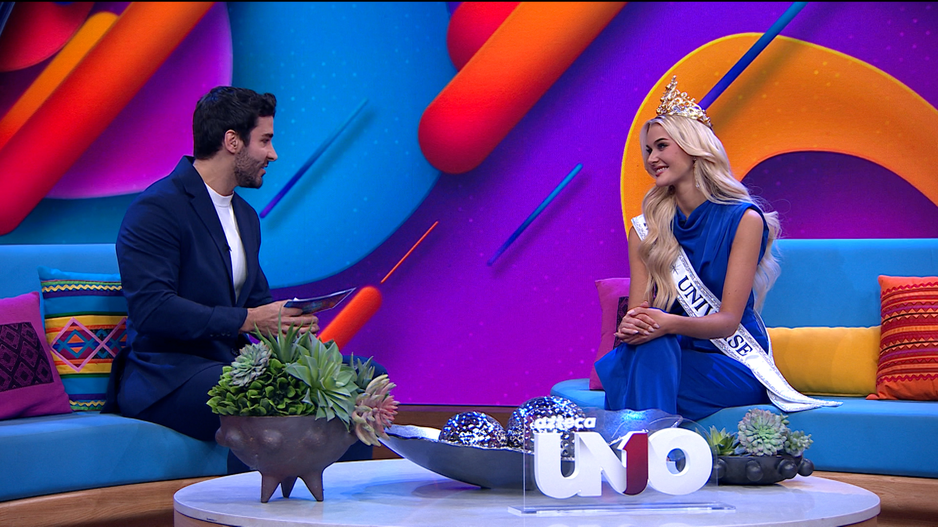 Kike Mayagoitia entrevista a nueva Miss Universo 2024