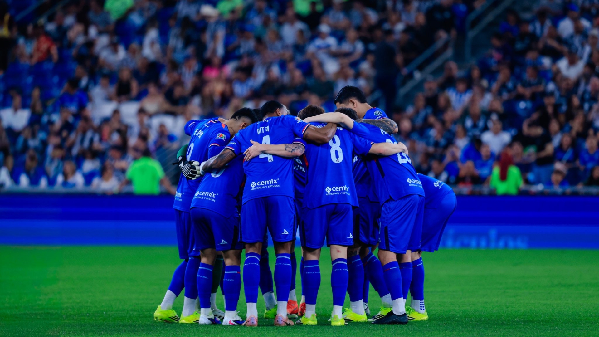 ÚLTIMA HORA: Cruz Azul buscaría a mexicano en Europa que quedó FUERA ...