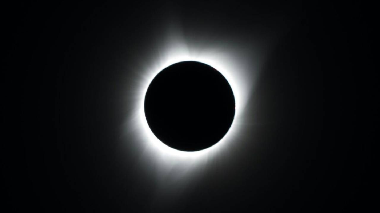 Fechas de los próximos eclipses solares en México