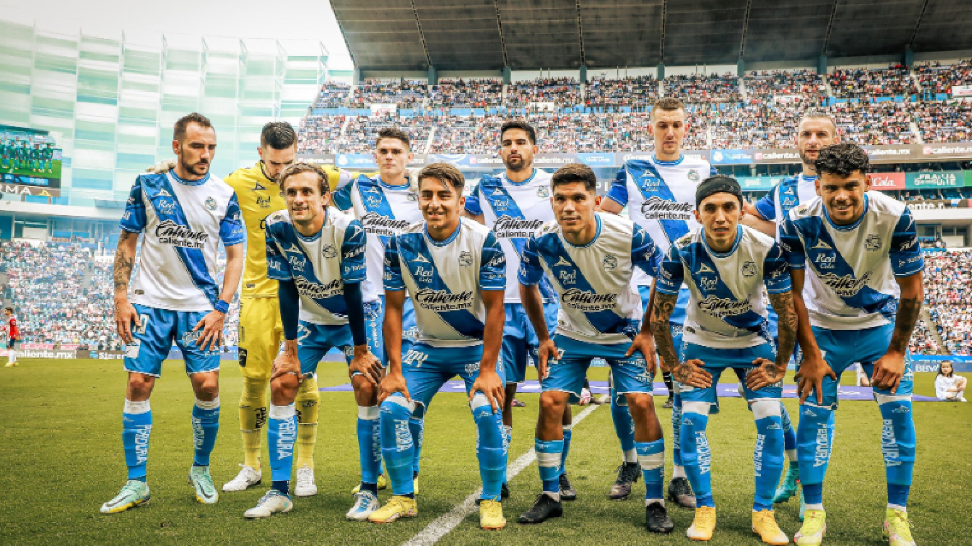 Club Puebla lanza indirecta al América, aficionados responden