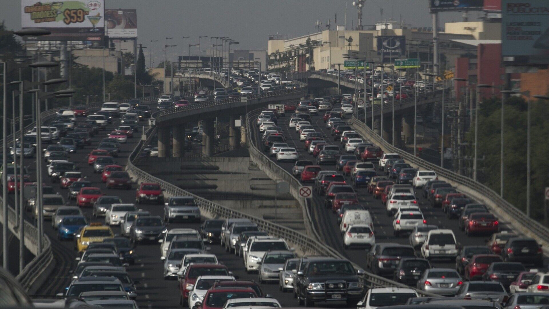 Se activa contingencia ambiental, estos autos no circulan el 1ro. Mayo de 2024