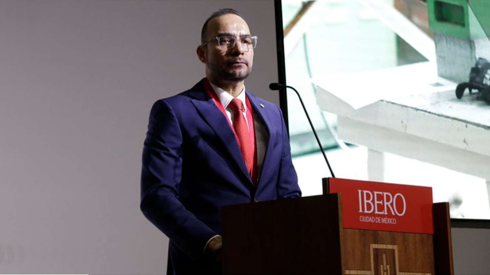 Presenta Rector de la IBERO Segundo Informe de Actividades