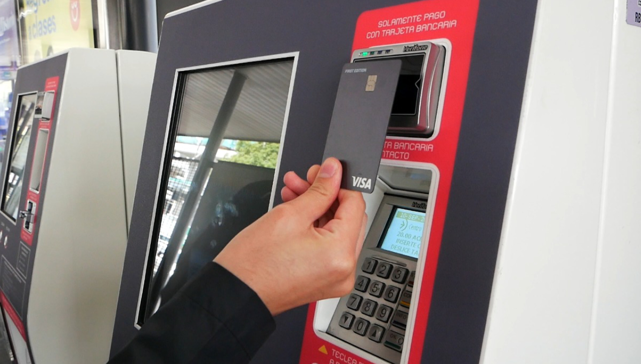 ¿Cómo recargar mi tarjeta del Metrobús CDMX con tarjeta de débito?